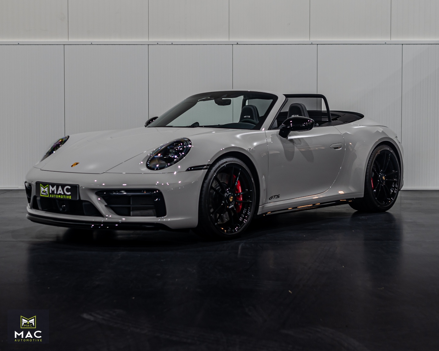 Porsche 992 4 GTS Cabrio Sportdesign Pack - Mac-Automotive
