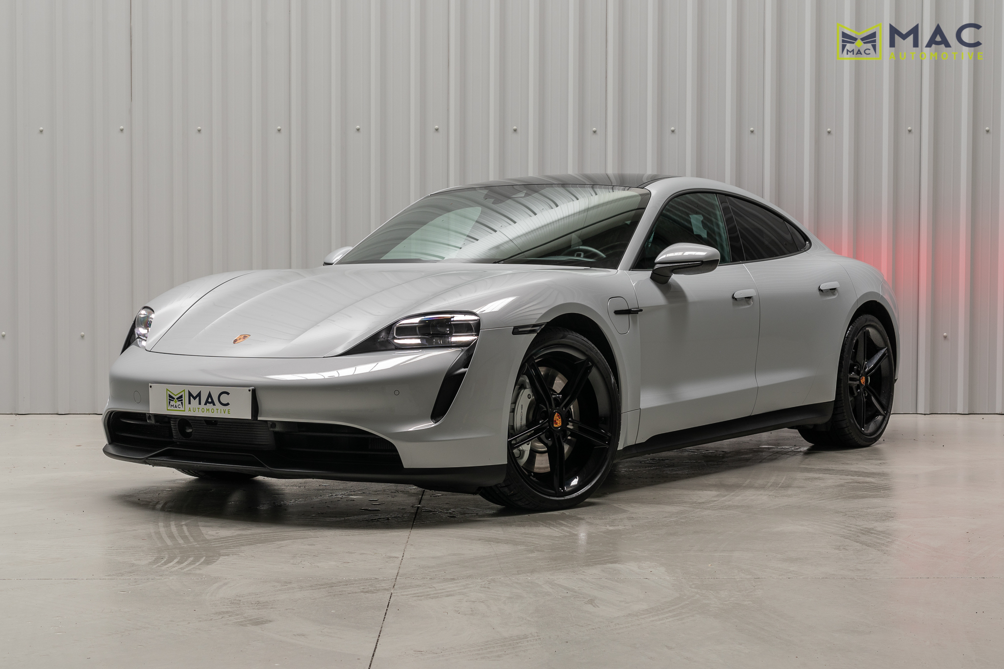 Porsche Taycan Performance batt+ ICE GREY 21inch Mission E Velgen - Mac ...